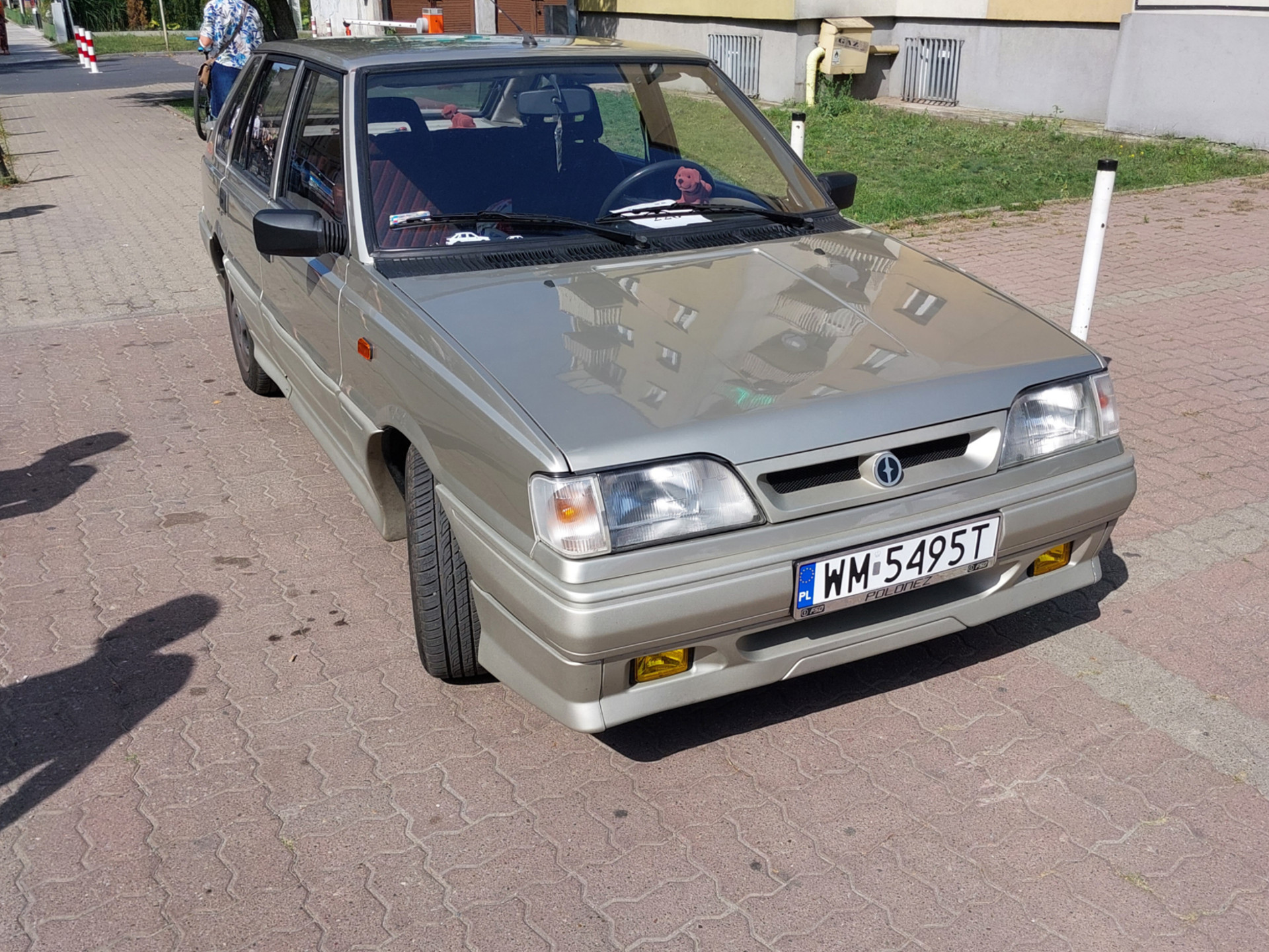 Neon Polognese Przejściogelion czyli FSO Polonez MR91/MR93 Caro – Recenzex